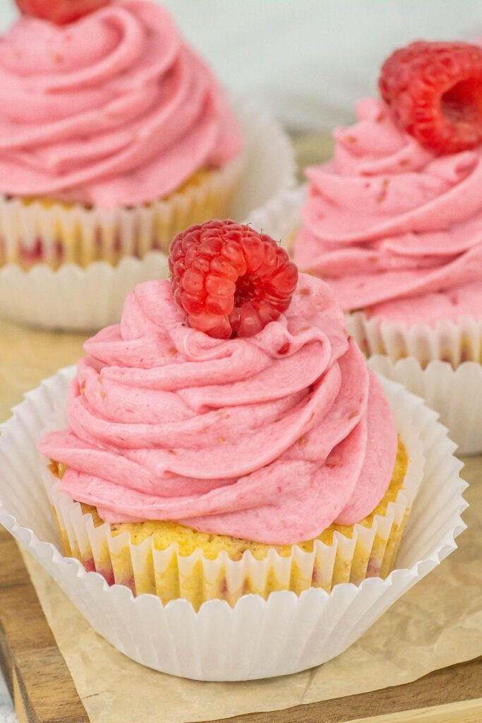 7+ Spring Cupcakes That Are Bright And Fun | OverThePartyTable
