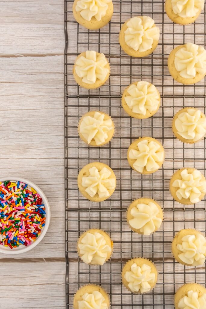 Vanilla Mini Cupcakes with Buttercream Frosting | OverThePartyTable
